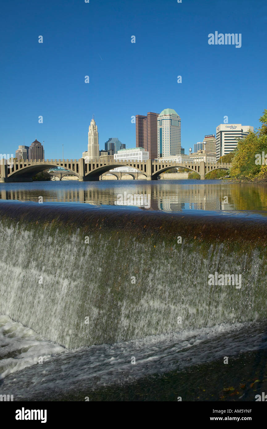 Scioto River with waterfall and Columbus Ohio skyline Stock Photo - Alamy