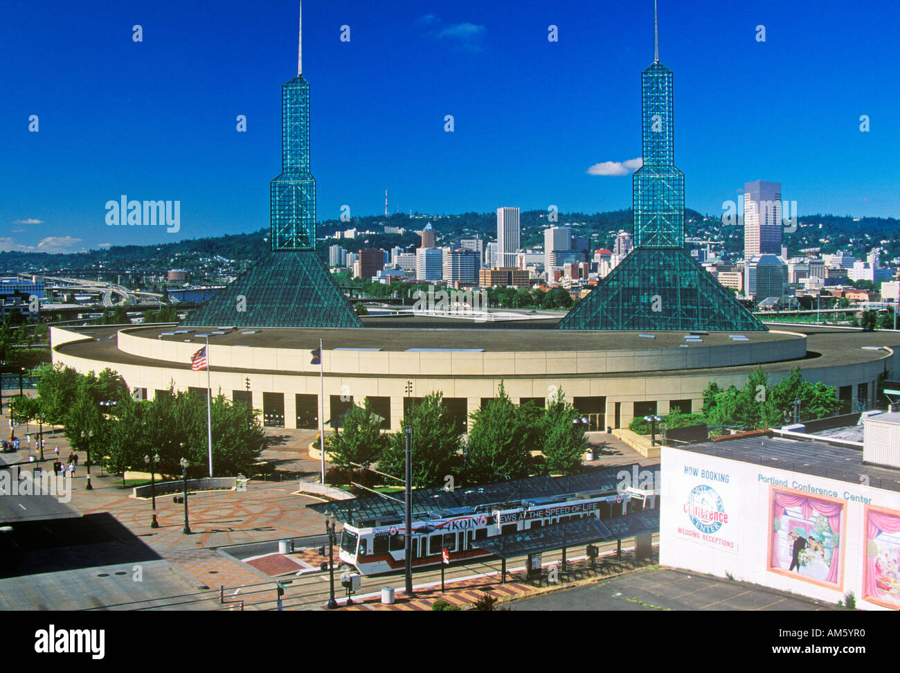 Beaver stadium hi-res stock photography and images - Alamy