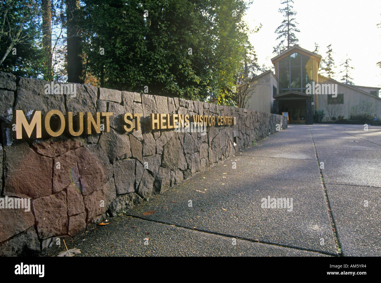 Mount st helen eruption hi-res stock photography and images - Alamy
