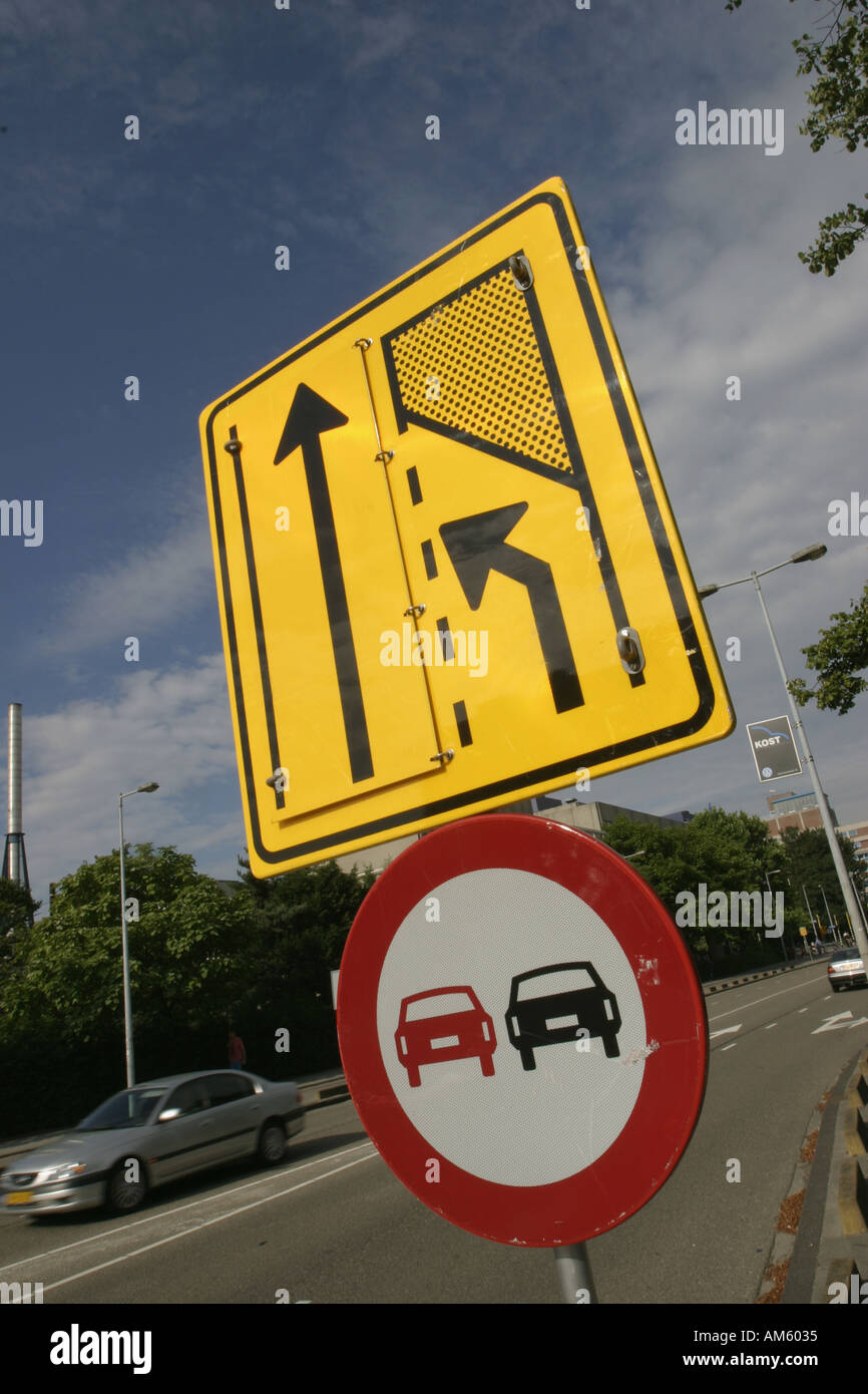 Passing lane hi-res stock photography and images - Alamy