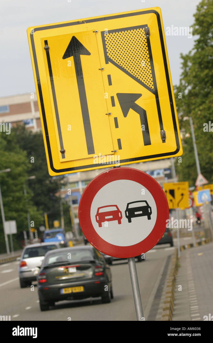 Passing lane hi-res stock photography and images - Alamy