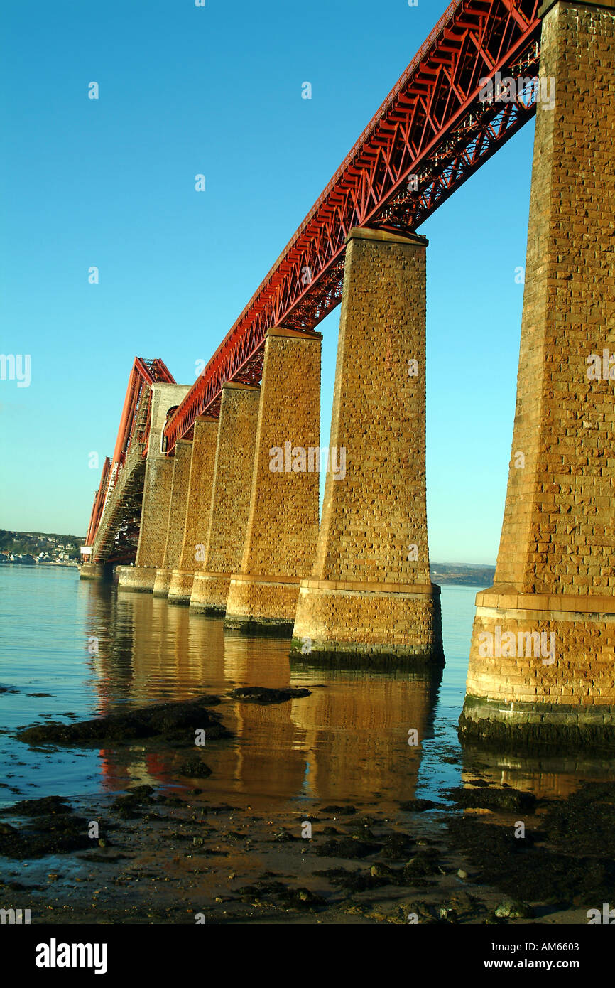 Forth railway bridge Stock Photo - Alamy
