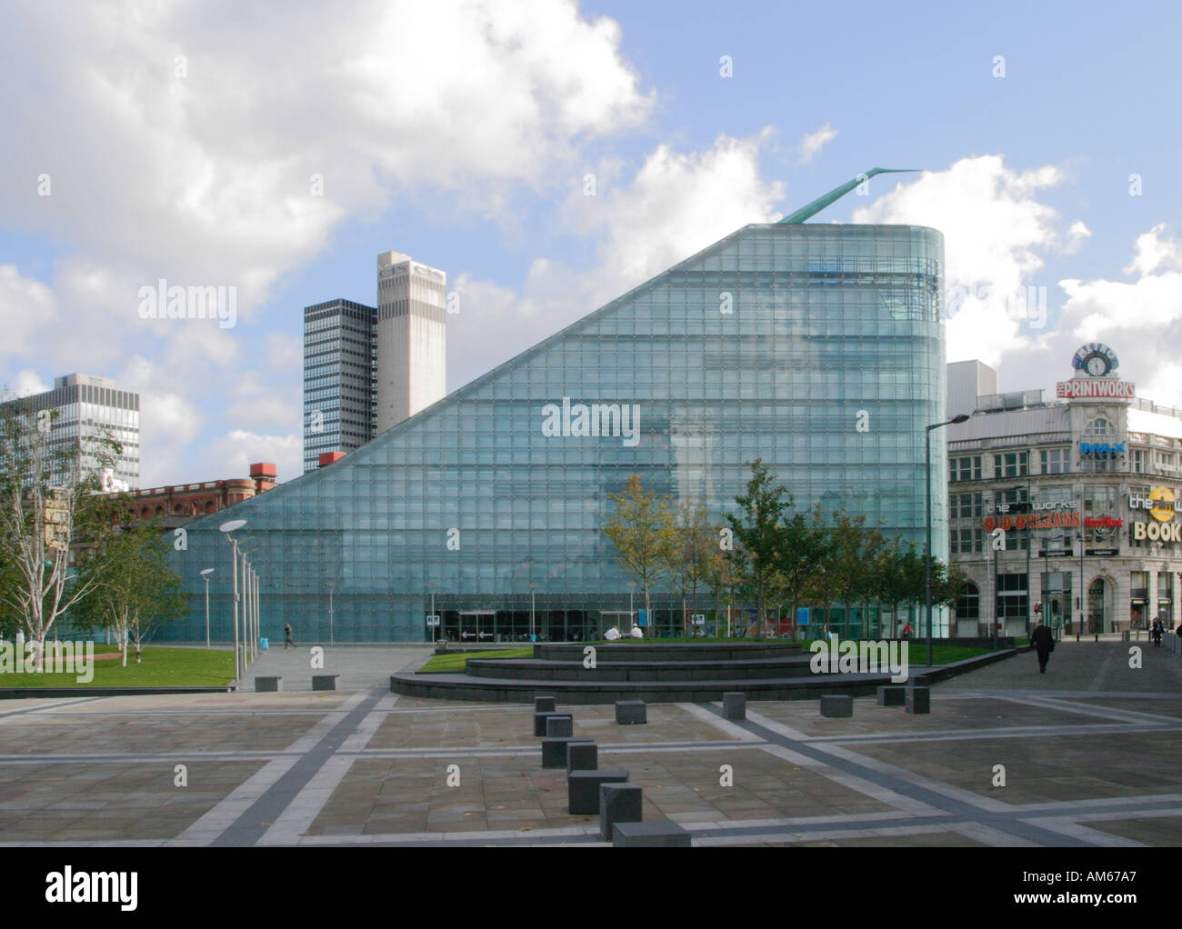 Cutting edge museum hi-res stock photography and images - Alamy