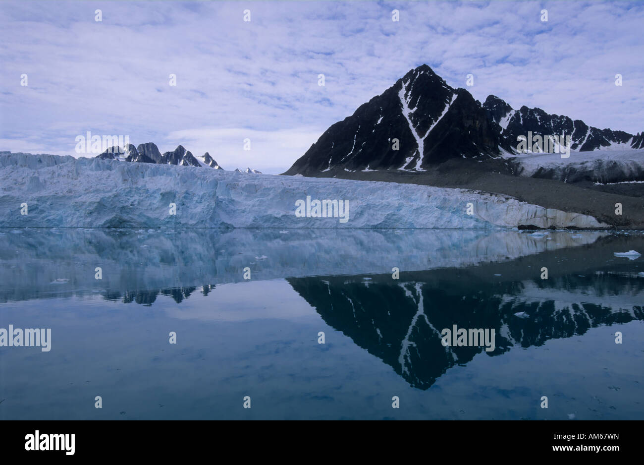 Glacier, reflections, Svalbard, Arctic, Norway Stock Photo - Alamy