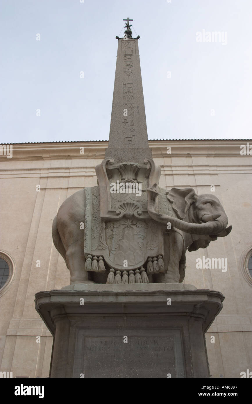 Egyptian obelisks monuments hi-res stock photography and images - Alamy