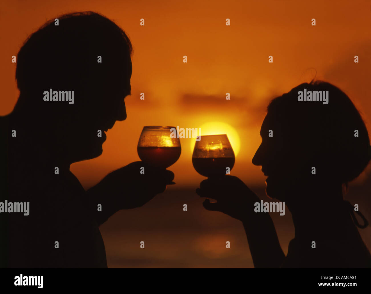 Sundowner cocktail hi-res stock photography and images - Alamy