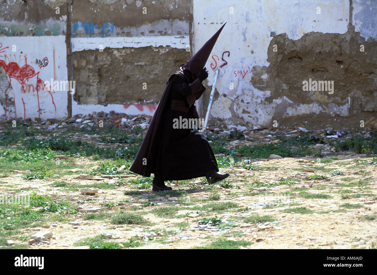 Penitent black hood in procession hi-res stock photography and images ...