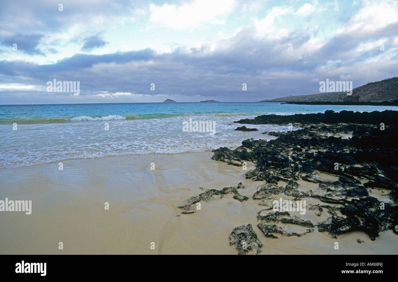 Galapagos inseln fernandina insel hi-res stock photography and images ...
