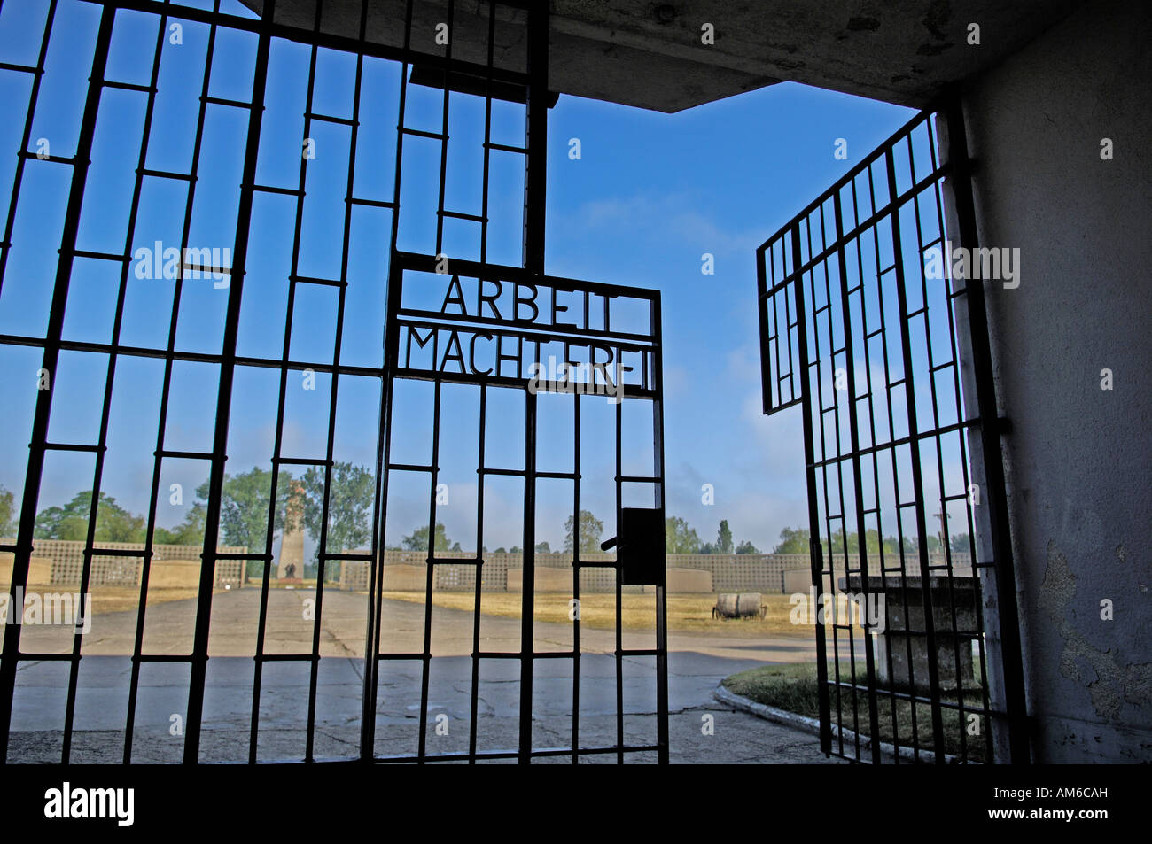 Gate of concentration camp sachsenhausen, germany Stock Photo - Alamy