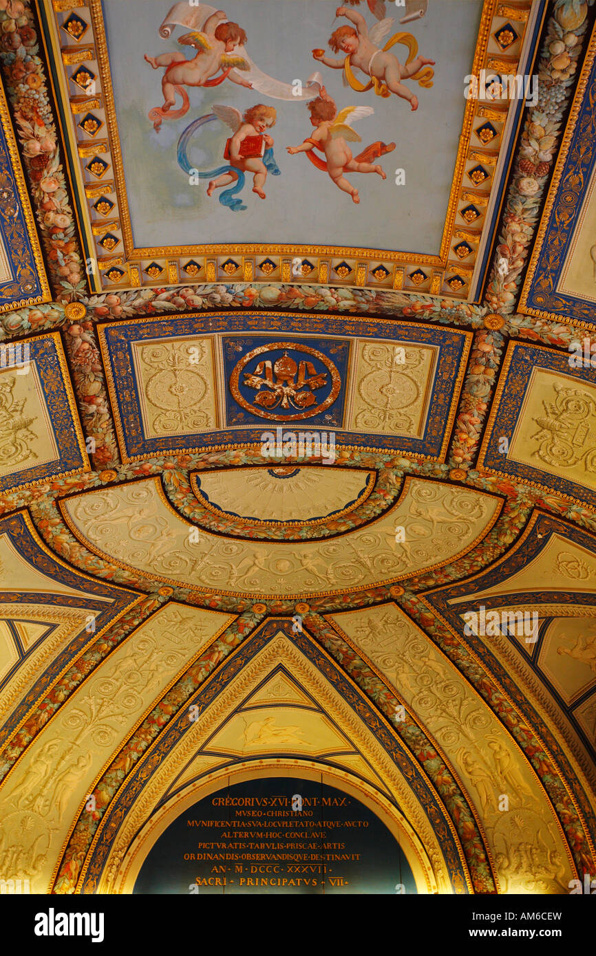 Italian ceiling painting hi-res stock photography and images - Alamy