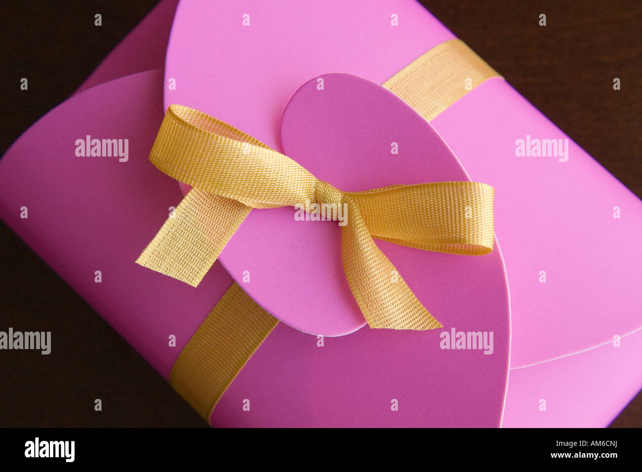 Pink gift box Stock Photo - Alamy