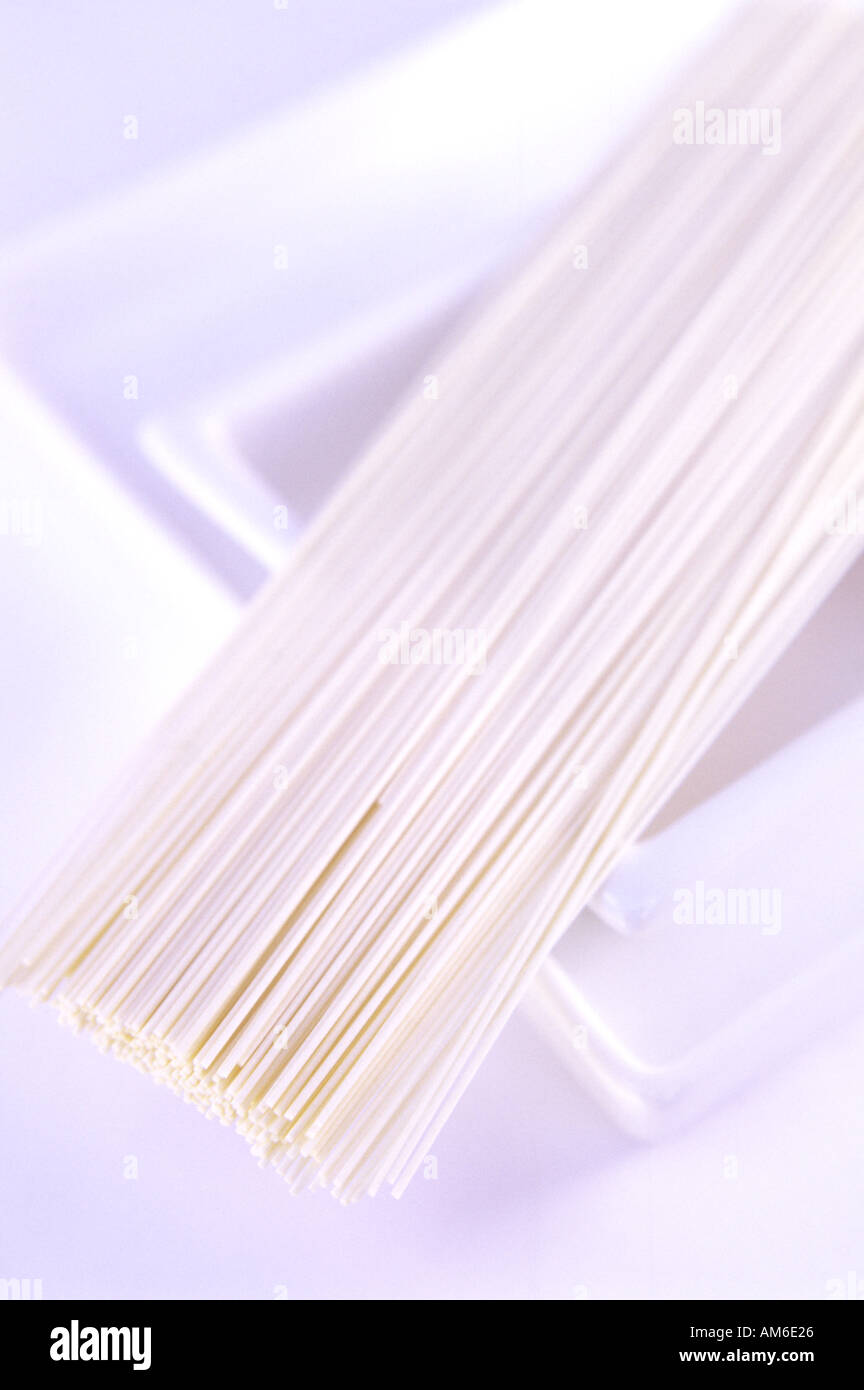 Uncooked soba udon noodles hi-res stock photography and images - Alamy