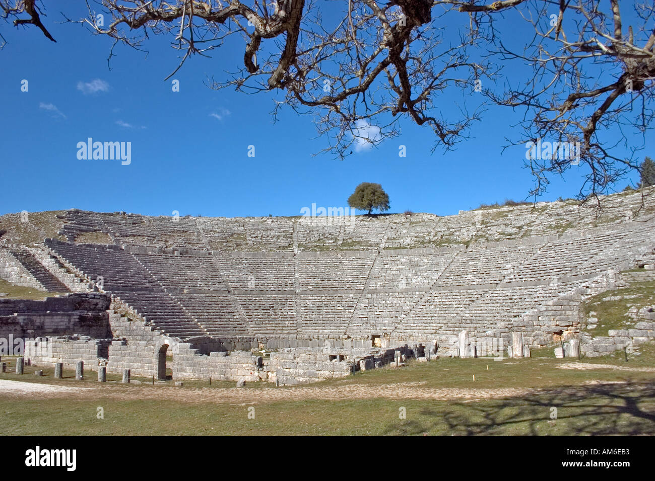 Dodonis ancient oracle hi-res stock photography and images - Alamy