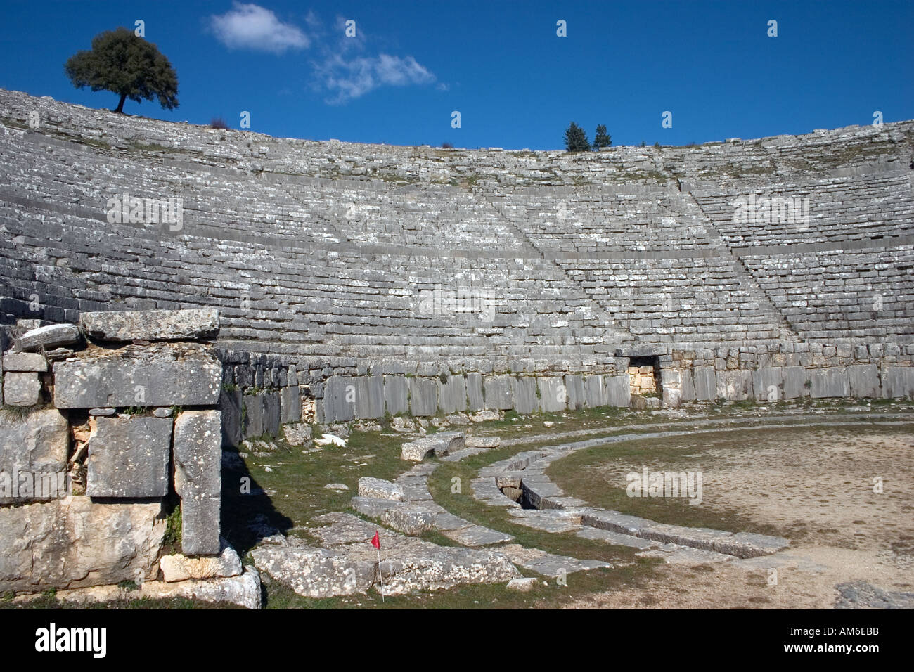 Dodonis ancient oracle Greece Stock Photo - Alamy