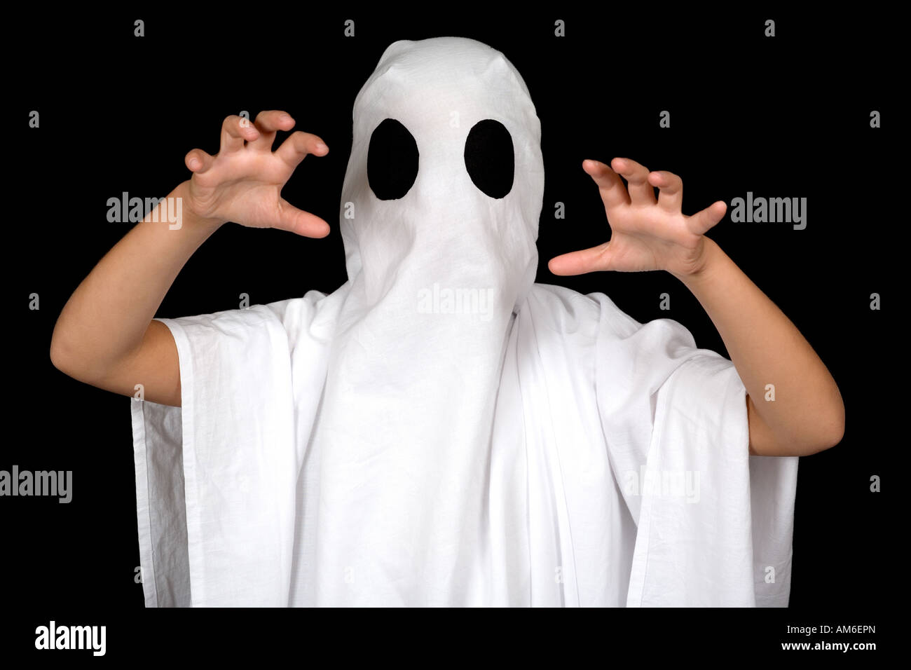 Child ghost black eyes hi-res stock photography and images - Alamy