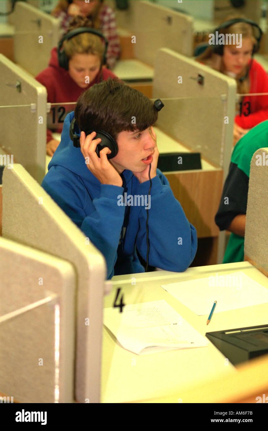 Language lab headphones hi-res stock photography and images - Alamy