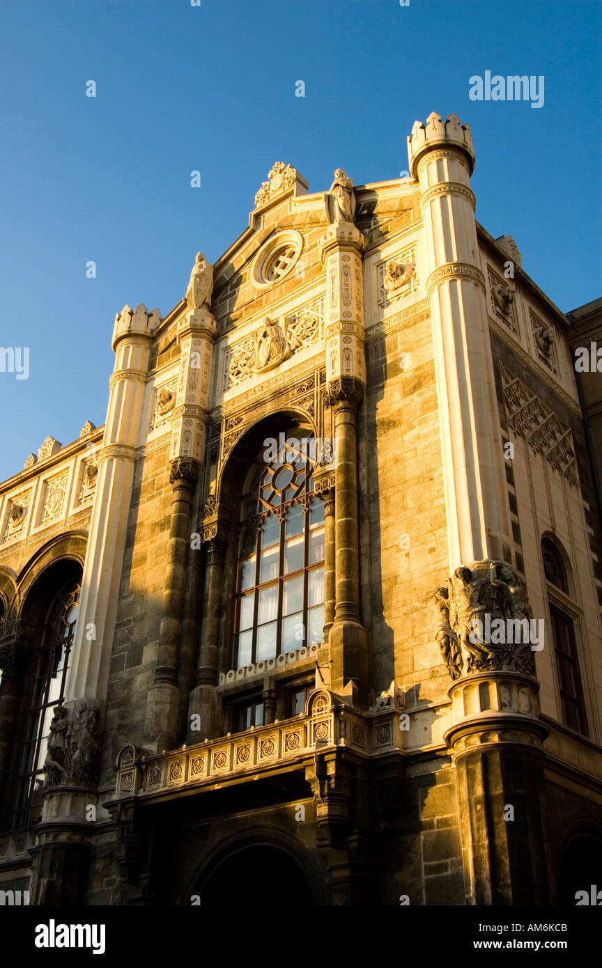 Concert hall ornate architecture hi-res stock photography and images ...