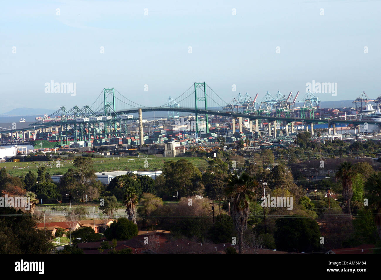 Catenary chain hi-res stock photography and images - Alamy