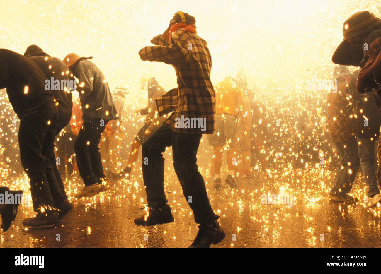 Ball de diables hi-res stock photography and images - Alamy
