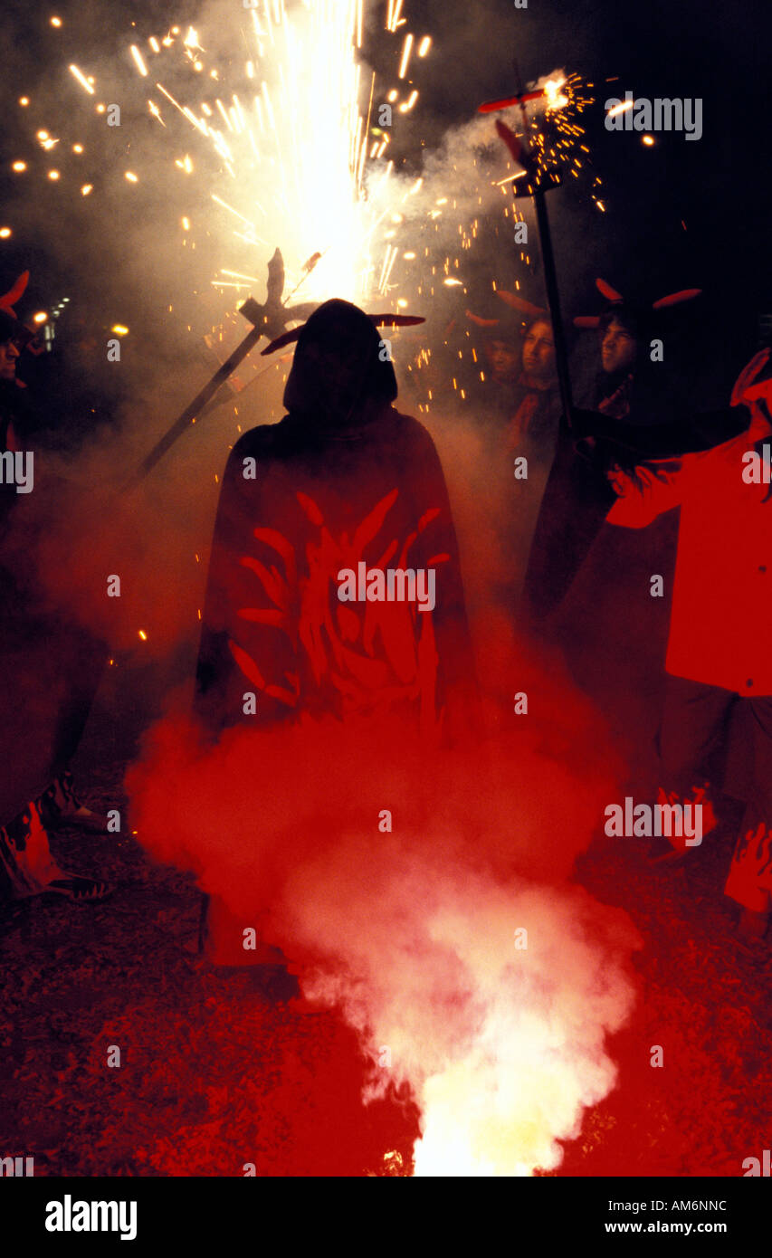 Ball de diables hi-res stock photography and images - Alamy