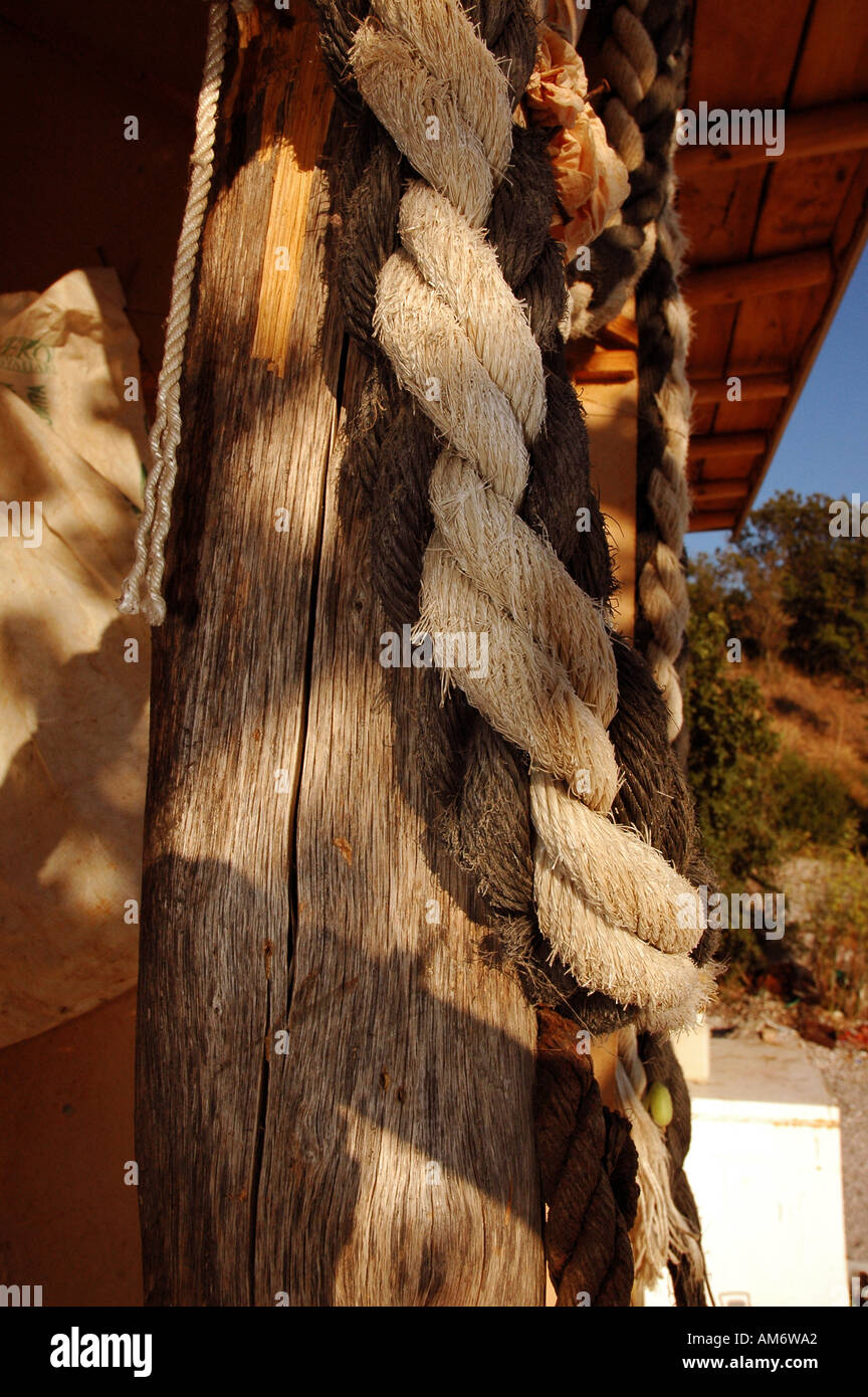 Rope hawser hi-res stock photography and images - Alamy