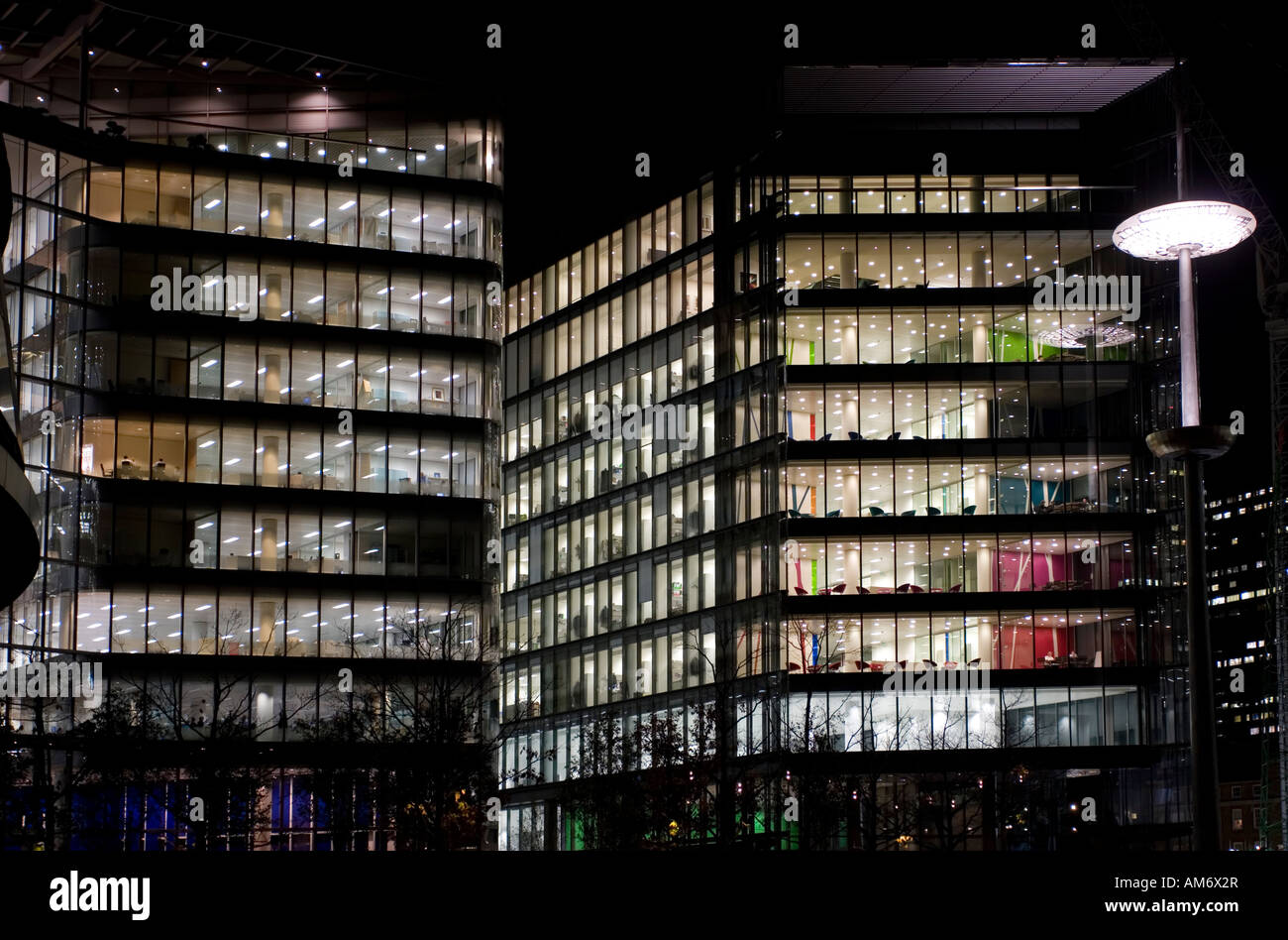 3 More London Riverside - Left, 4 More London Riverside, right ...