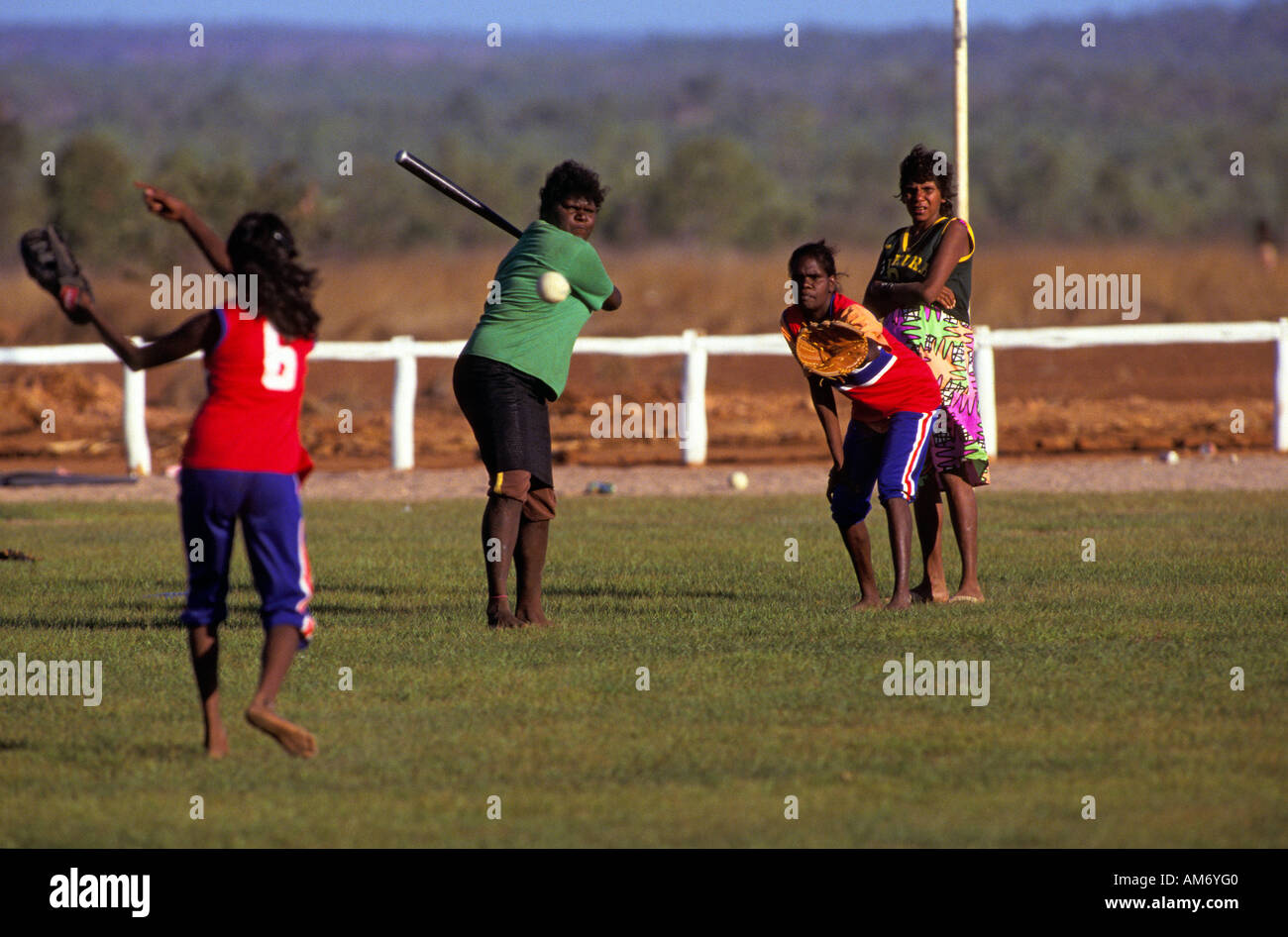 Australian aboriginal people sports hi-res stock photography and images ...