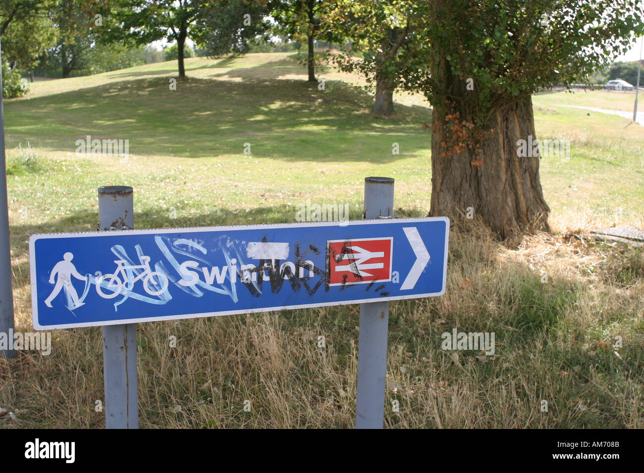 Swindon Station Sign High Resolution Stock Photography and Images - Alamy