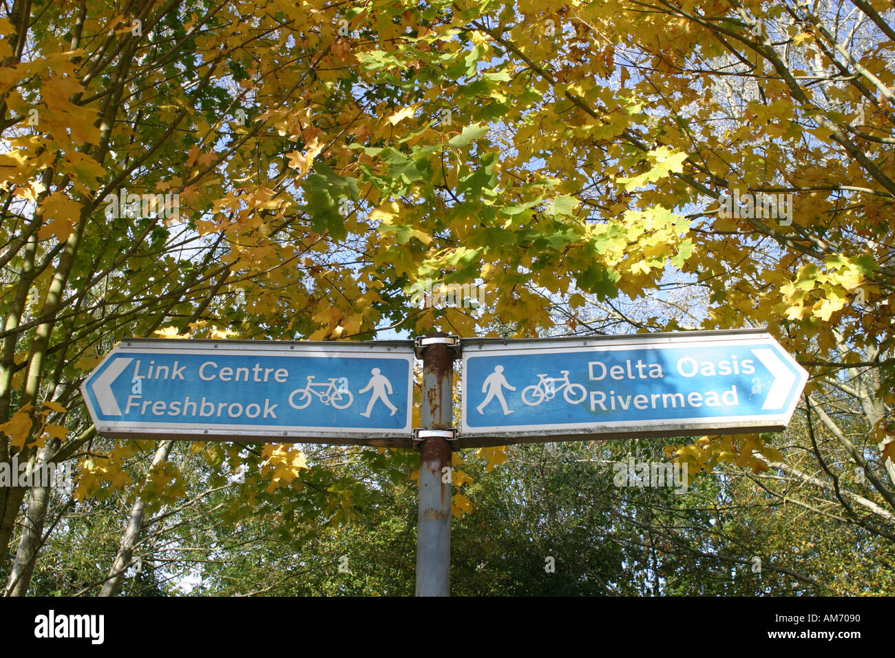 Signs On A Cycle Route In Swindon Wiltshire Stock Photo Alamy signs-on-a-cycle-route-in-swindon-wiltshire-stock-photo-alamy
