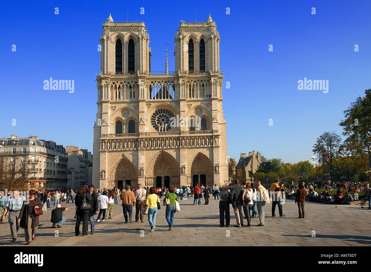 West front of Notre Dame Cathedral, Paris Stock Photo - Alamy
