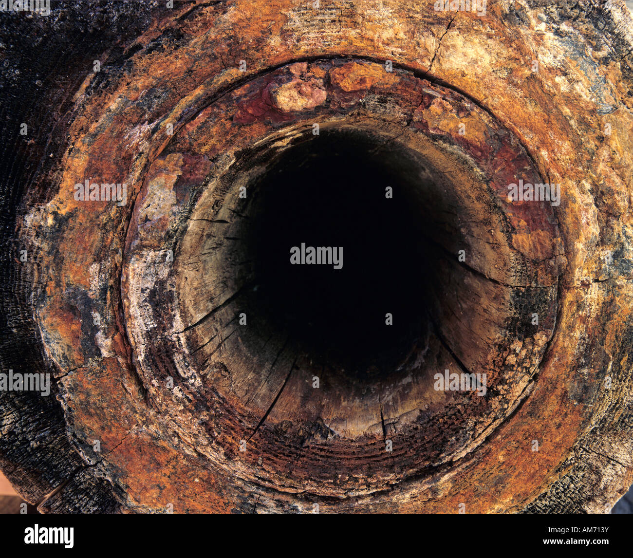 Transporting pipe hi-res stock photography and images - Alamy