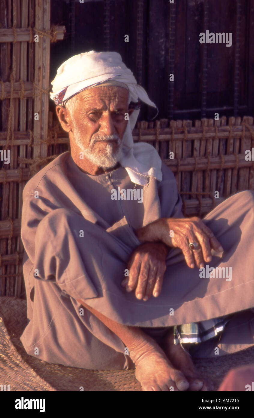 United Arab Emirates Dubai old man people portrait Stock Photo - Alamy