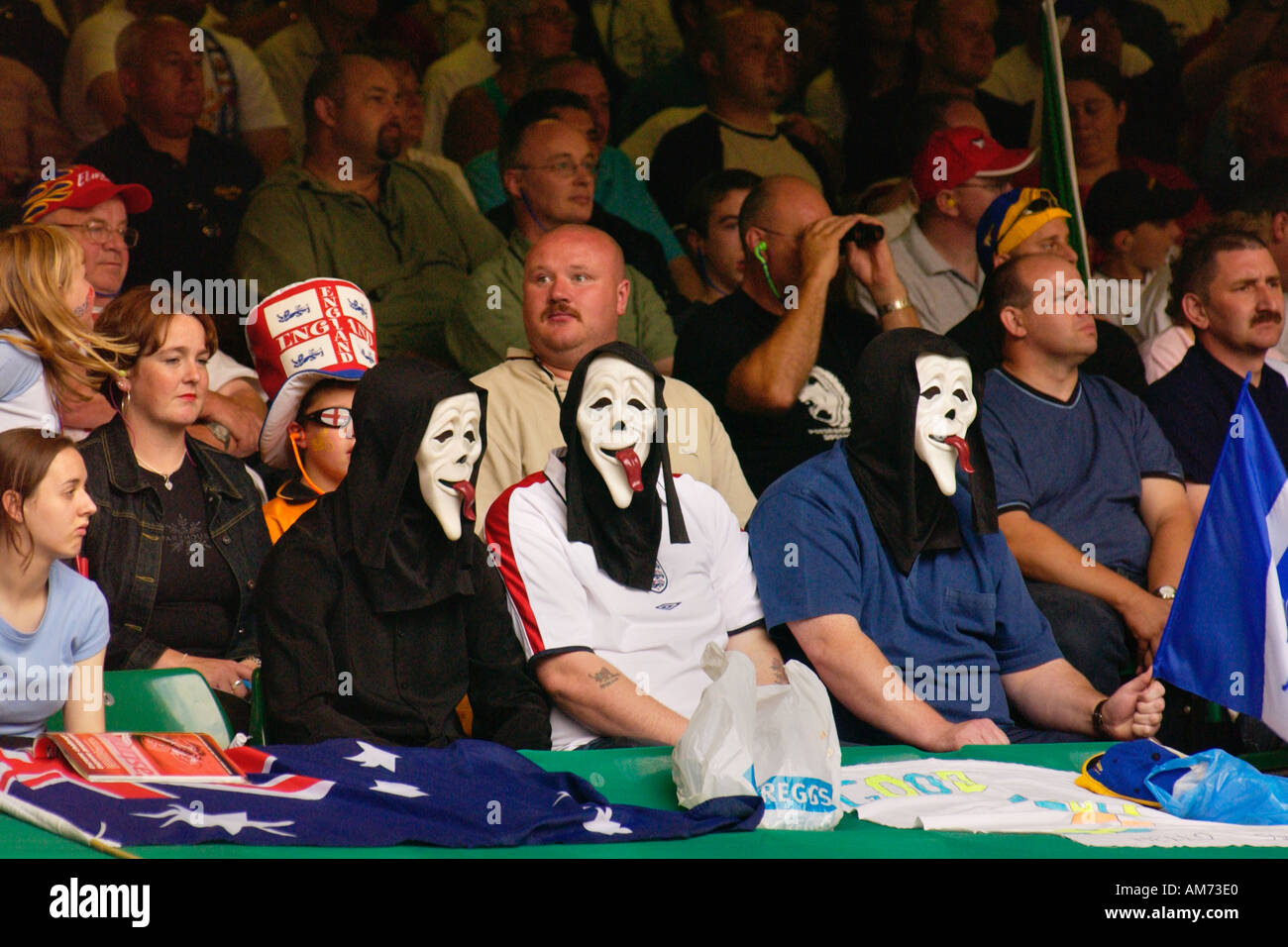 Speedway crowd hi-res stock photography and images - Alamy