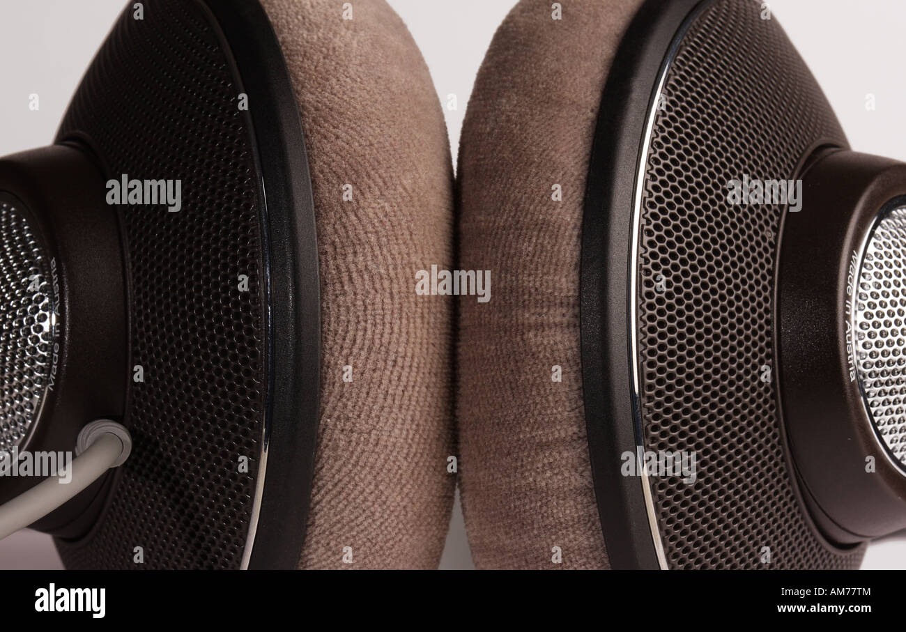 Ear cup of headphones Stock Photo - Alamy