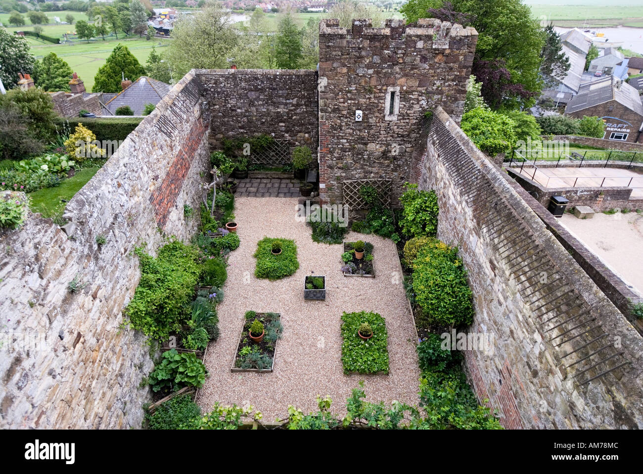 Gardens and womens prison block at "Ypres Tower" castle in Rye ...
