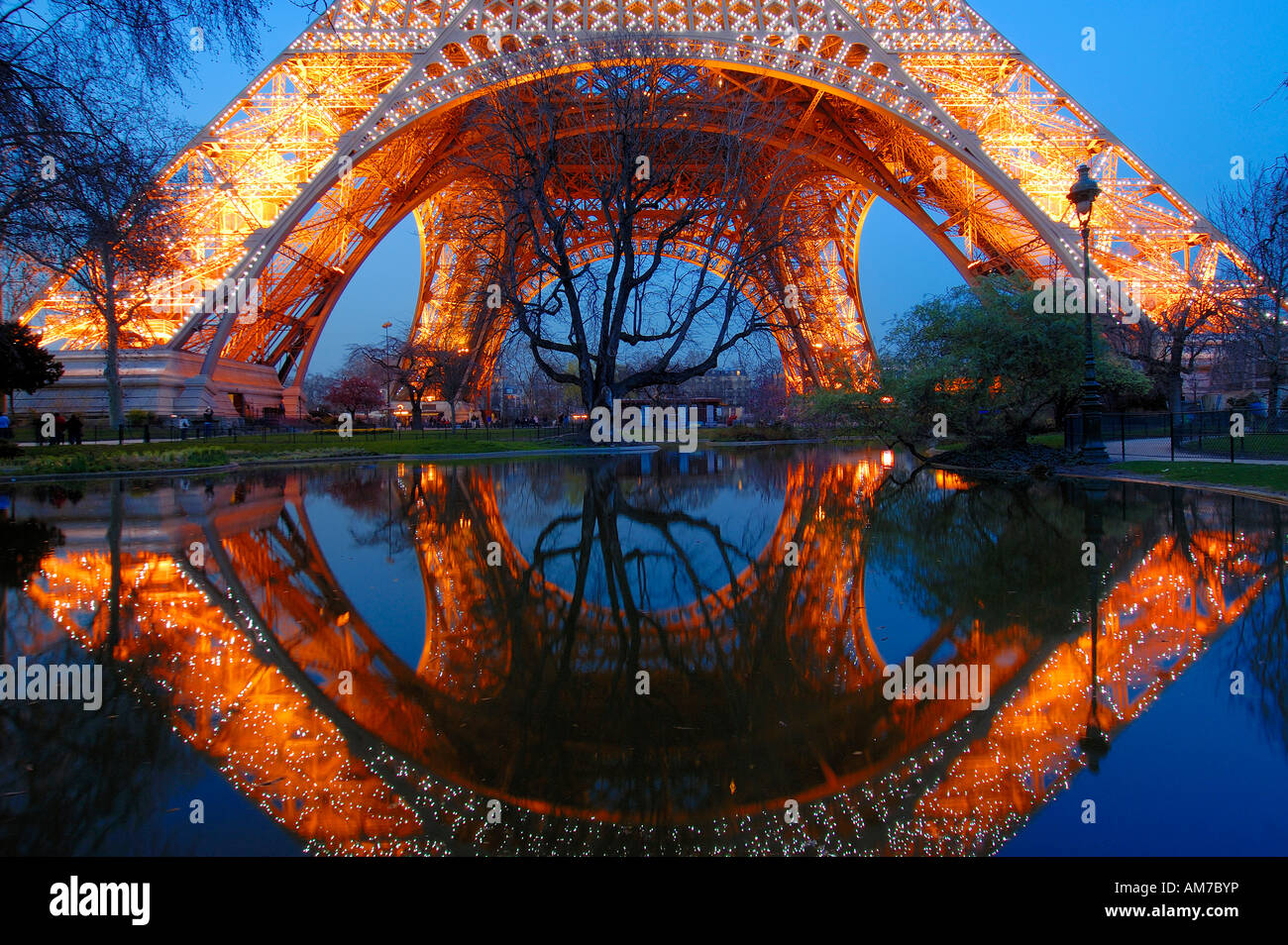 France, Paris, Eiffel Tower (night lightning of the Eiffel Tower by ...