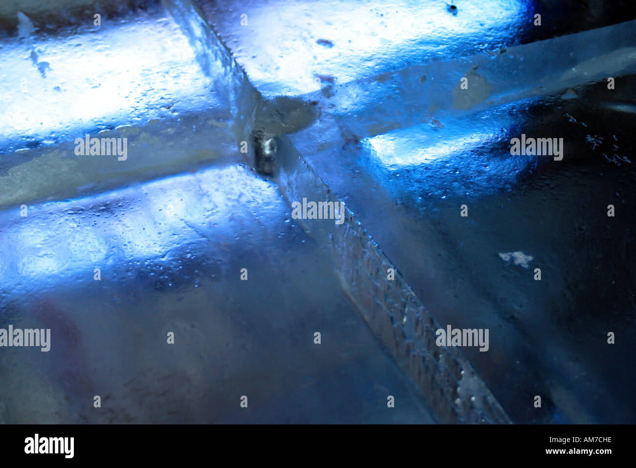 Sharp frozen form hi-res stock photography and images - Alamy