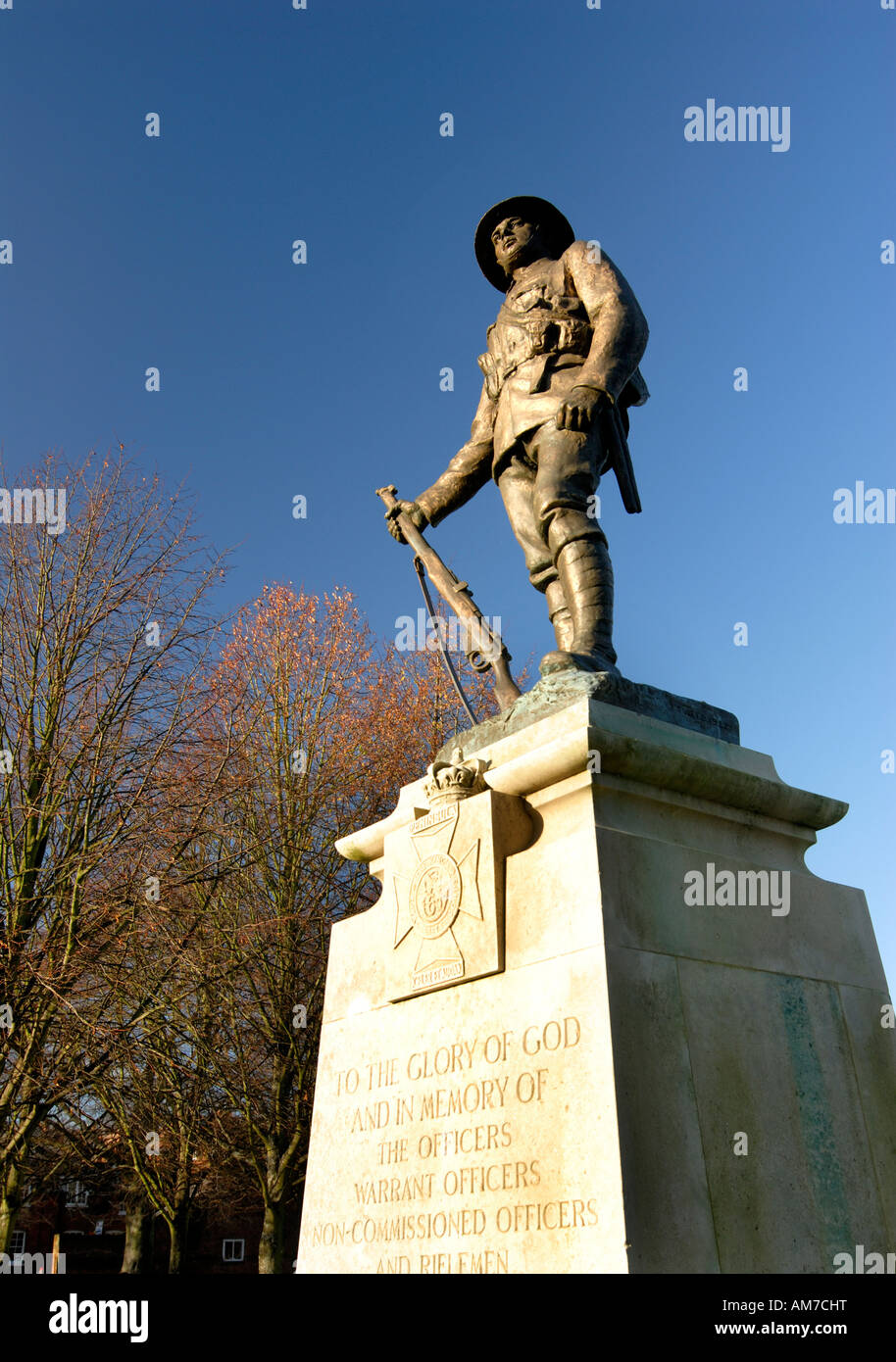 The kings royal rifle corps war memorial statue hi-res stock photography and images - Alamy