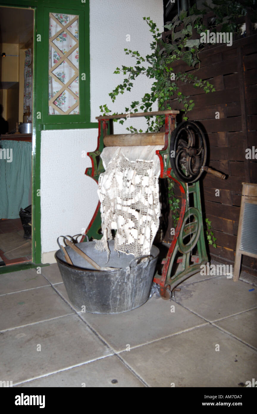 Mangle 1940 House Imperial War Museum Stock Photo - Alamy