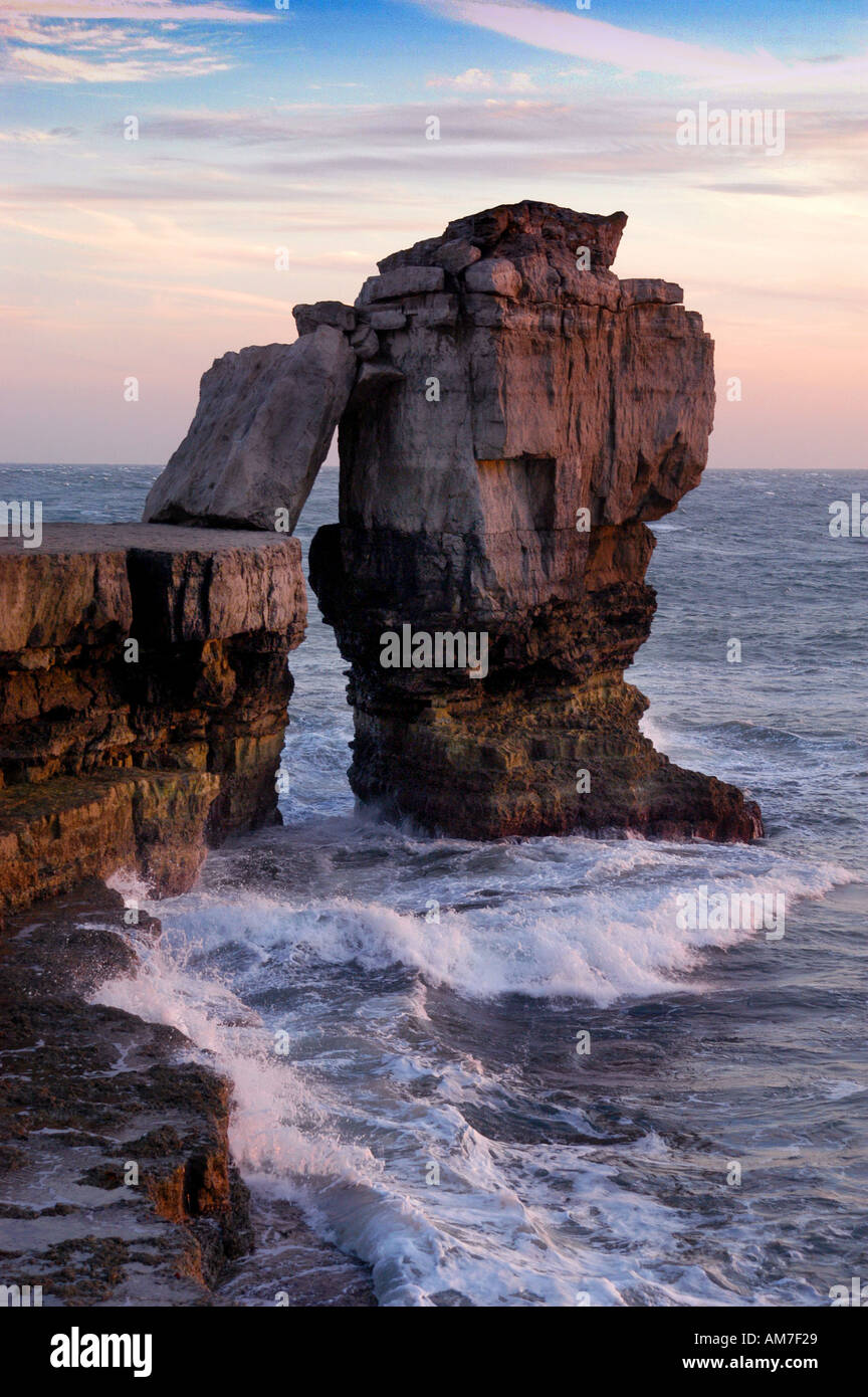 Pulpit rock Portland bill Dorset England Stock Photo - Alamy