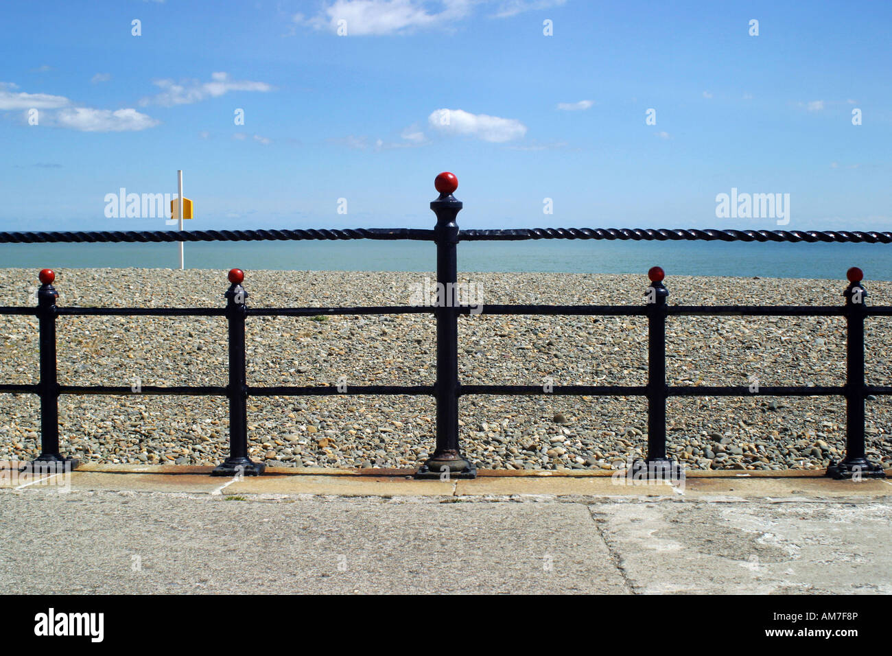 Bray ireland promenade hi-res stock photography and images - Alamy