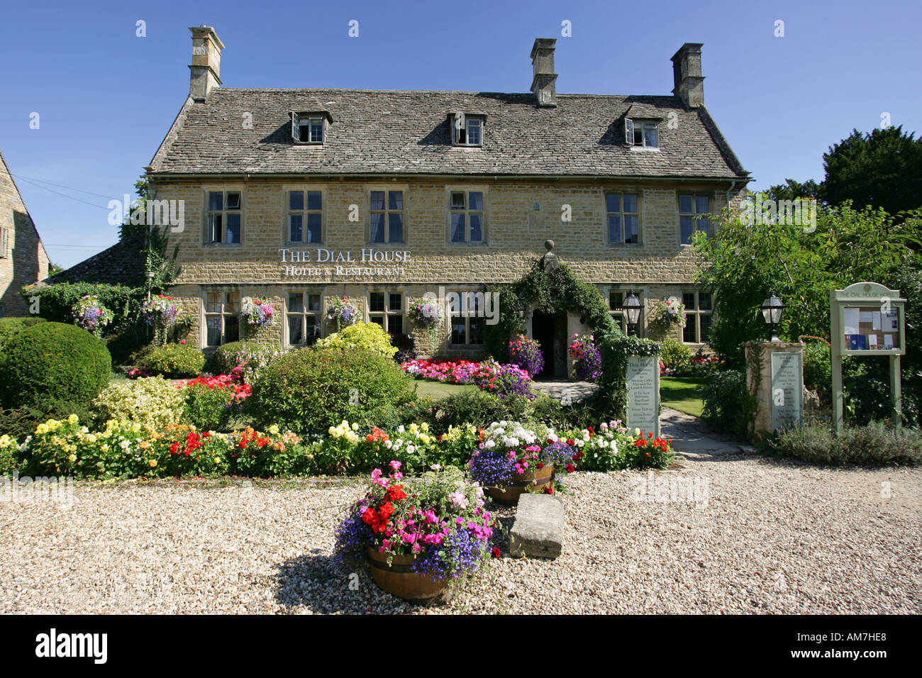 Dial house hi-res stock photography and images - Alamy