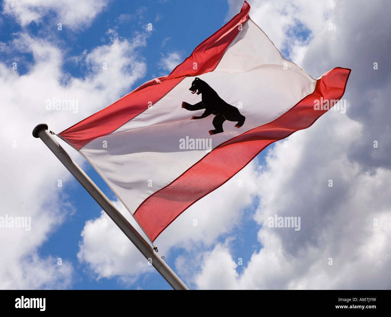 Berlin bear flag hi-res stock photography and images - Alamy