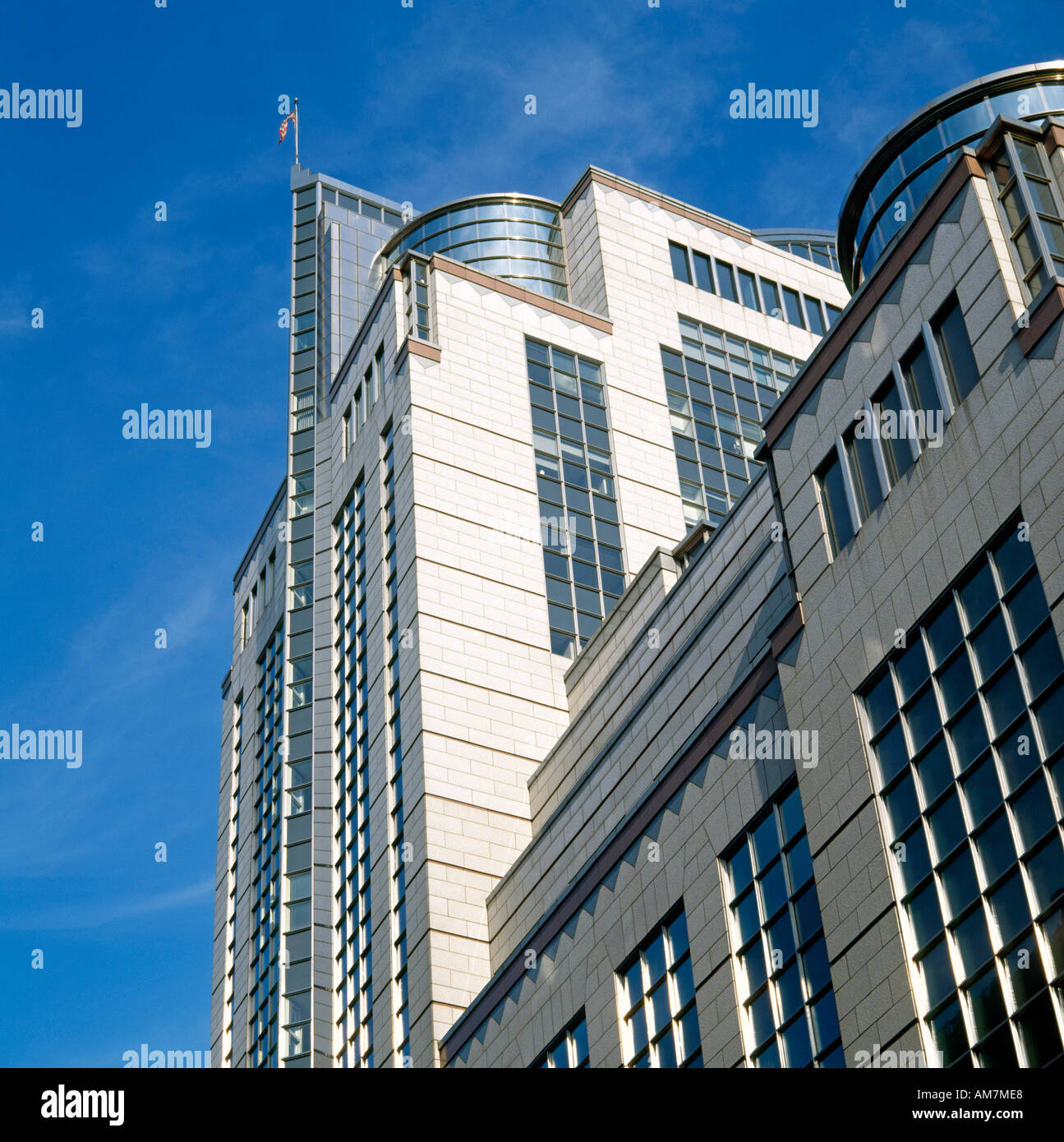 1 america square, london hi-res stock photography and images - Alamy