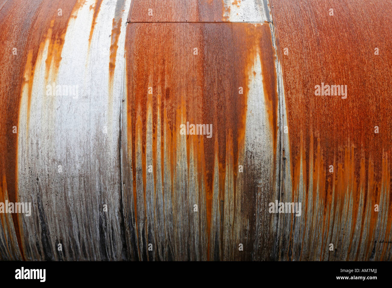 Rust at a huge metal cylinder Stock Photo - Alamy
