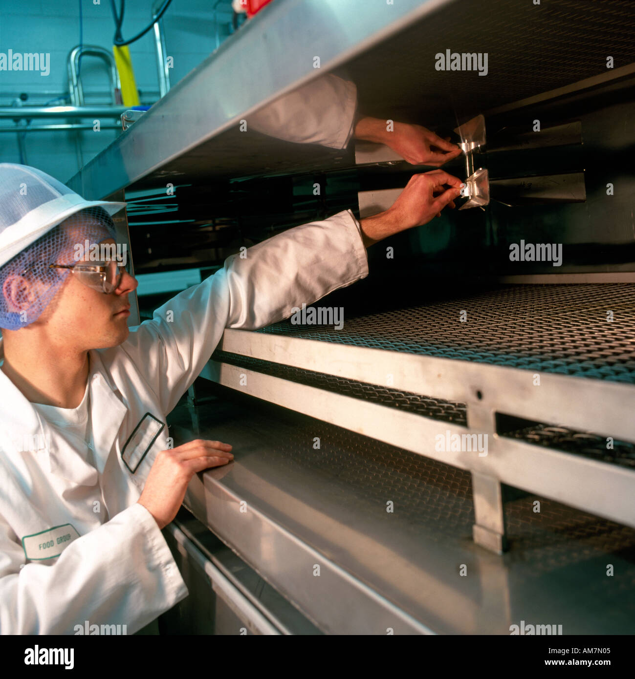 Cryogenic technician hi-res stock photography and images - Alamy