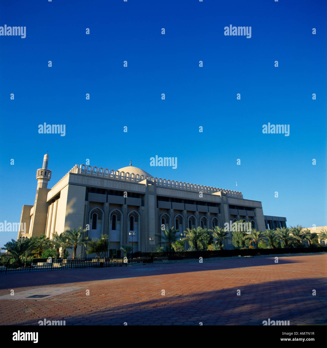Kuwait City Kuwait State Mosque Stock Photo - Alamy