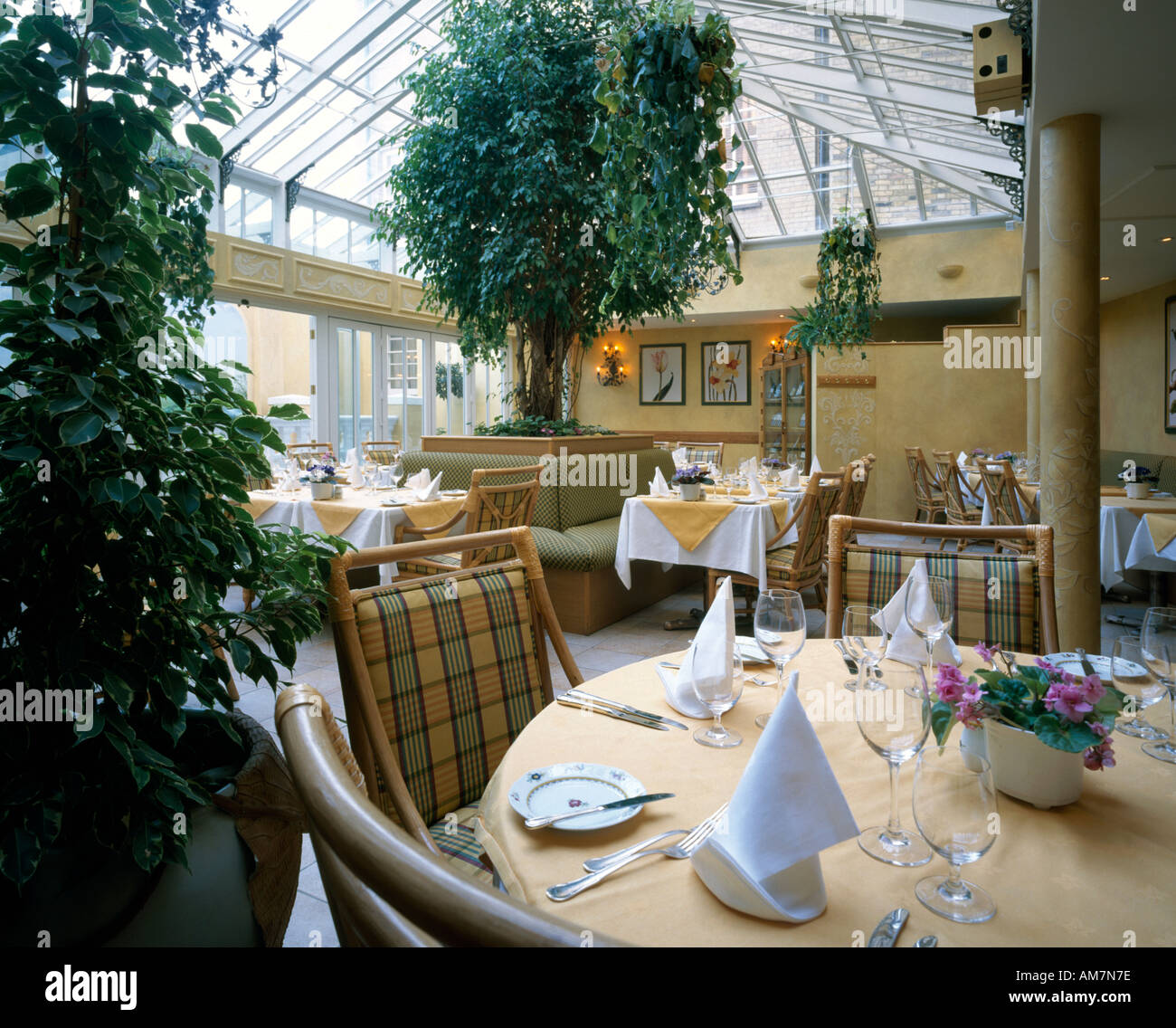Hotel restaurant of Parc Consul with laid tables London SW3 England ...