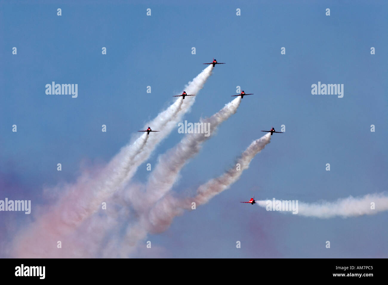 Red Arrows Formation Aerobatic Flying Team display aircraft aeroplanes ...