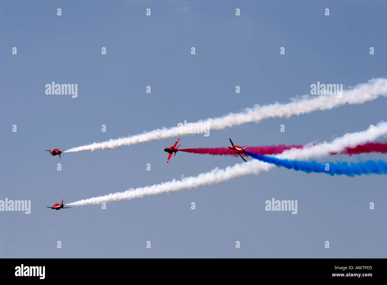 Red Arrows Formation Aerobatic Flying Team display aircraft aeroplanes ...